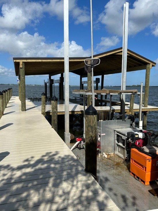 Common Boat Lift Problems and How to Troubleshoot Them - DC Marine ...